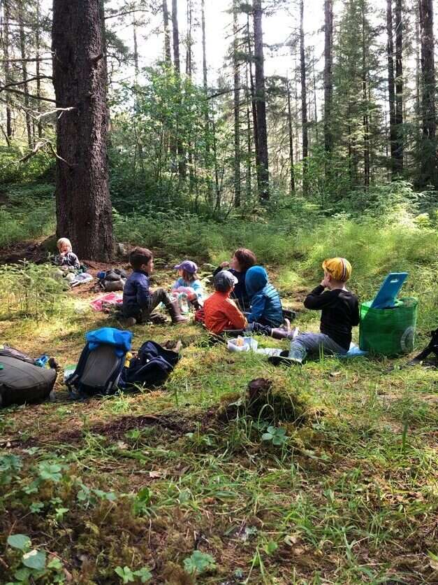 Haadaa Héeni - Discovery Southeast